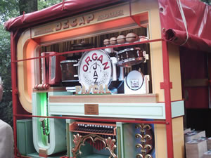 Picture Gallery Dutch National Street and Fair Organ Day 2004